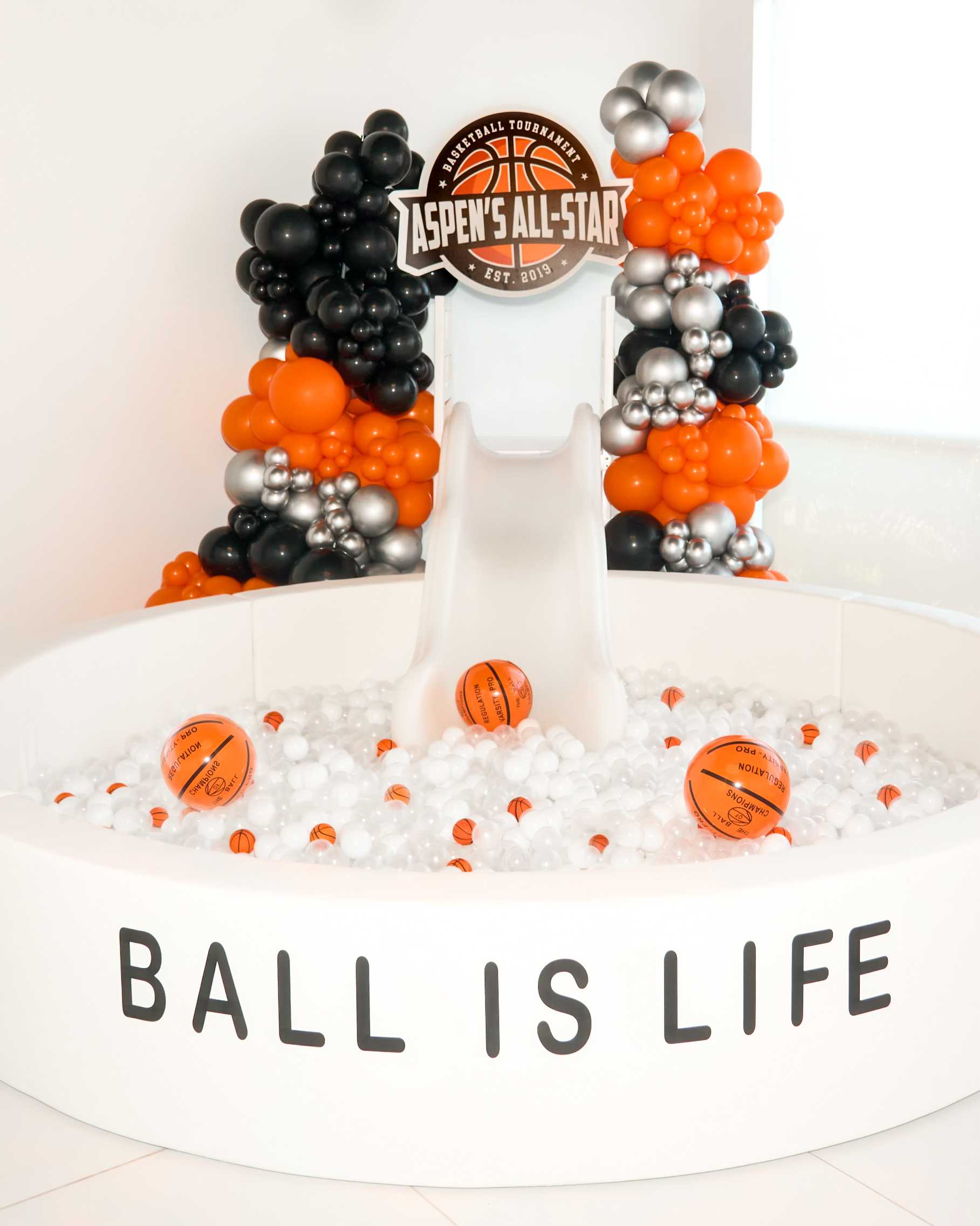 Giant Ball Pit - Mini Play | Kid's Party Rentals